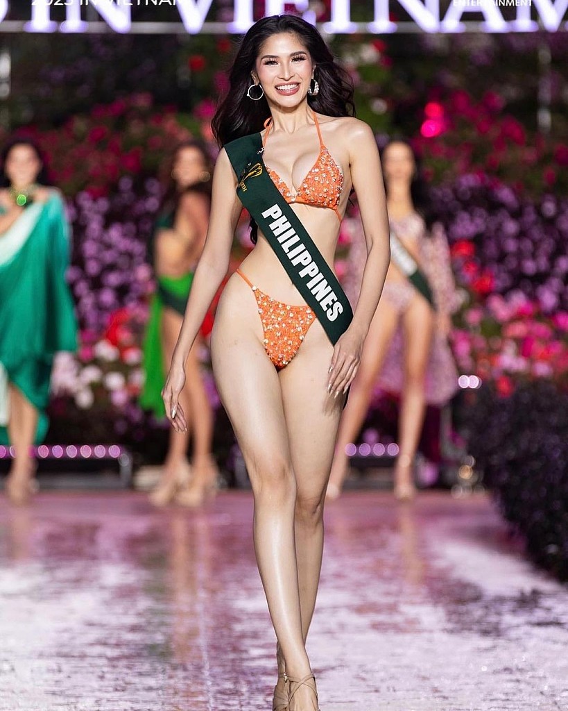 Bikini News Daily - Miss Philippines Yllana Aduana shows off her amazing body at the preliminary ...